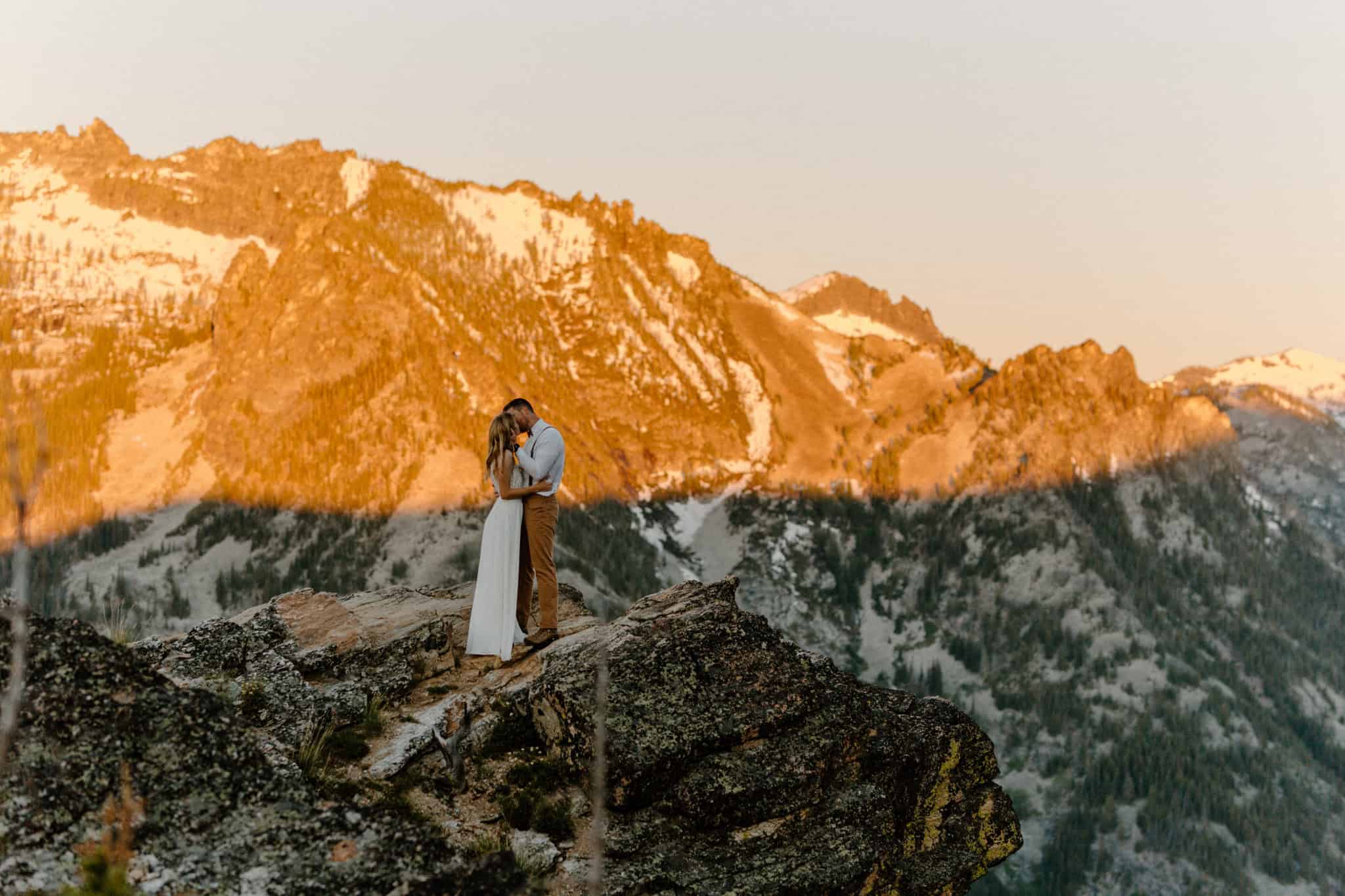 Pros And Cons of Eloping | What No One is Telling You - Destinie Fouche